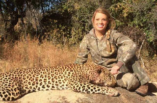 Kendall Jones Texas Cheerleader Dead Hunting Photo Outrage