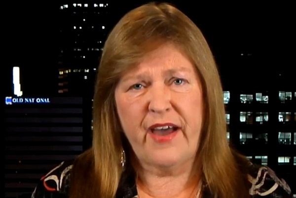 Jane Sanders Compares Bernie Staying in Race With John Kasich and Ted Cruz