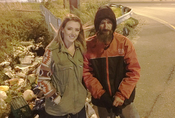 GoFundMe Campaign Raises Over $200K For Homeless Man Who Spent His Last ...