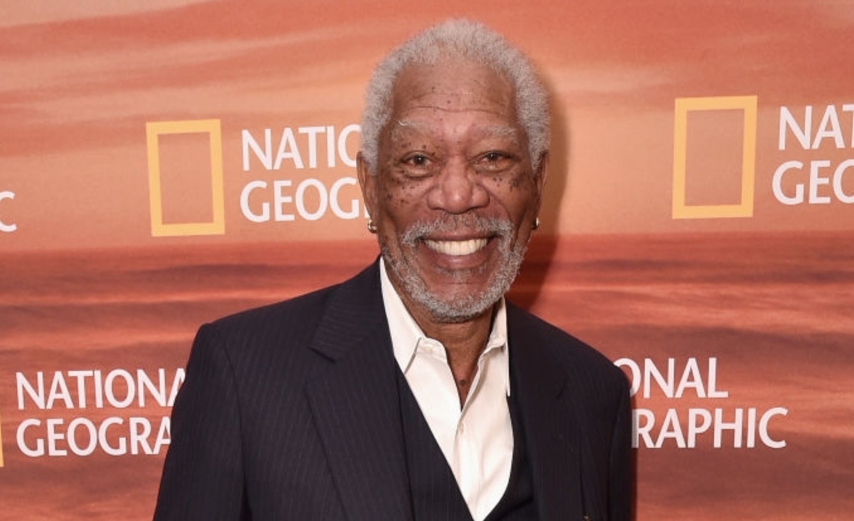 Morgan Freeman’s Lawyer Asks CNN to Retract, Apologize for ‘Malicious ...