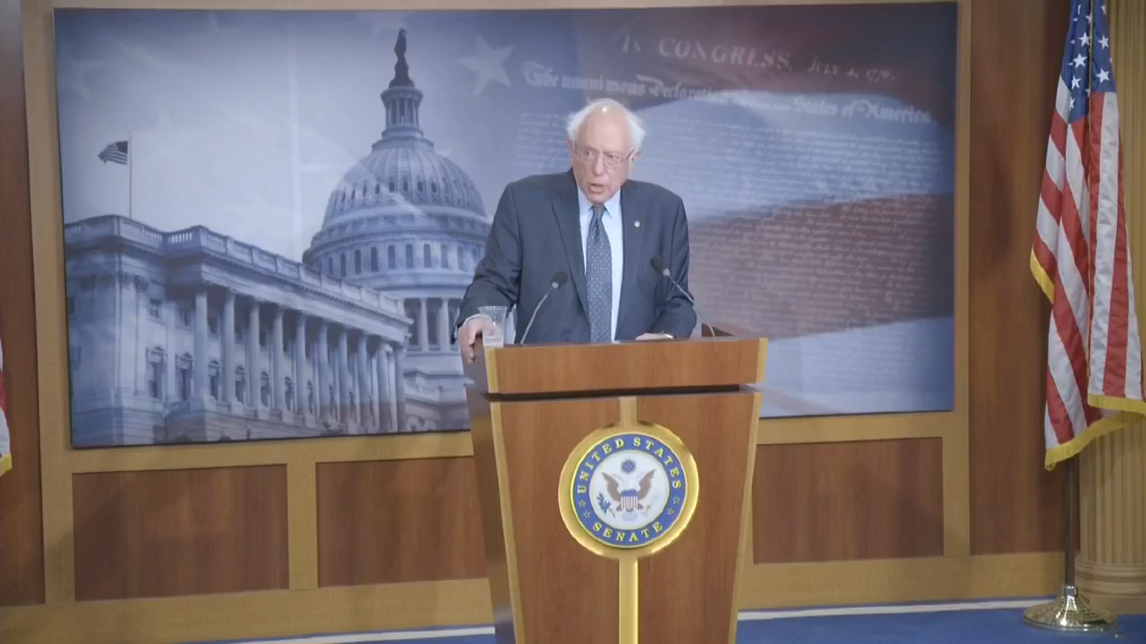 Bernie Sanders Praises Jeff Bezos for Amazon Minimum Wage Hike: He’s ...