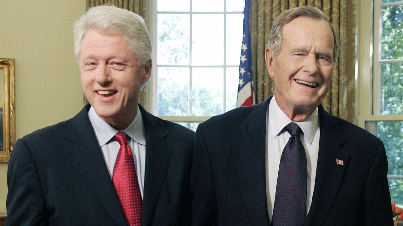 Bill Clinton Reflects on Note H.W. Bush Left for Him in ’93: Showed ...