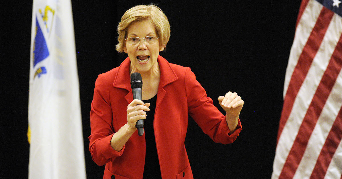 Twitter Ridicules Elizabeth Warren for Thanksgiving
