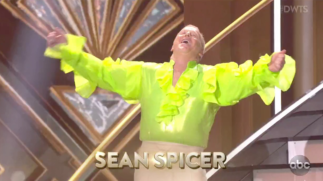 Sean Spicer Debuts on Dancing With the Stars