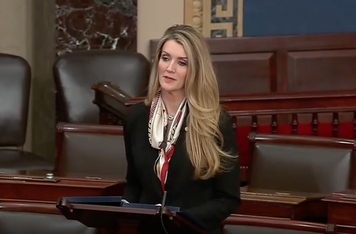 Kelly Loeffler Dumped Retailers Ahead of Stock Market Plunge