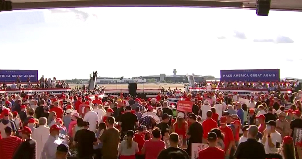 Trump Rally Crowd BOOS Coronavirus Mask Announcement