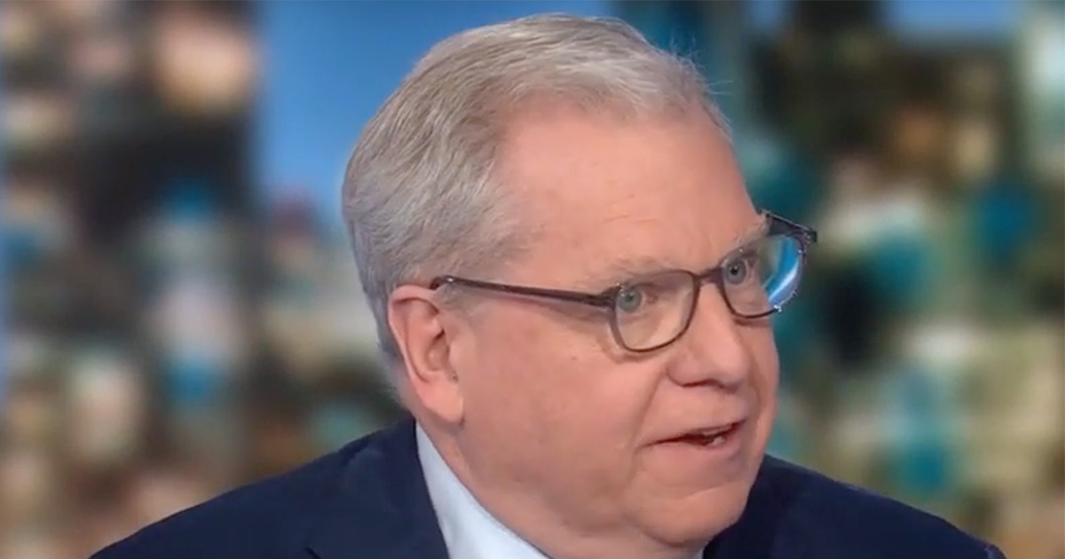 Trump Camp Calls on CNN to Fire Joe Lockhart Over Stroke Tweet