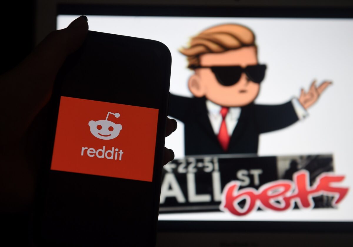 Feds Investigating Posts on Reddit, Social Media for Signs of GameStop ...