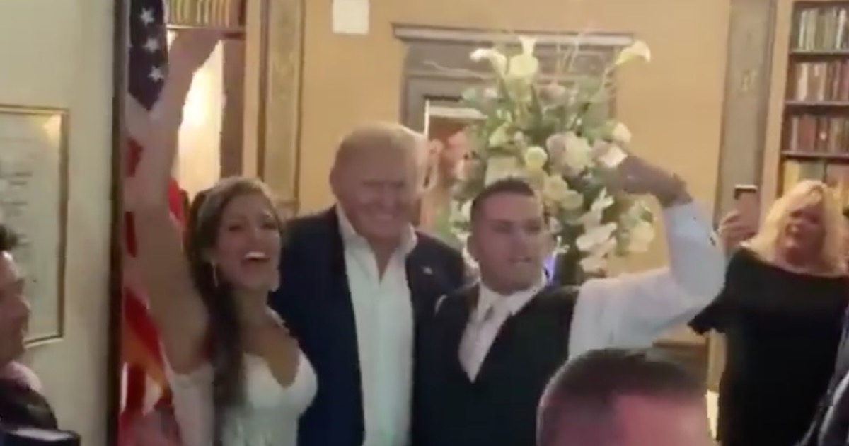 Trump Taking Requests for Personal Greetings on His Website