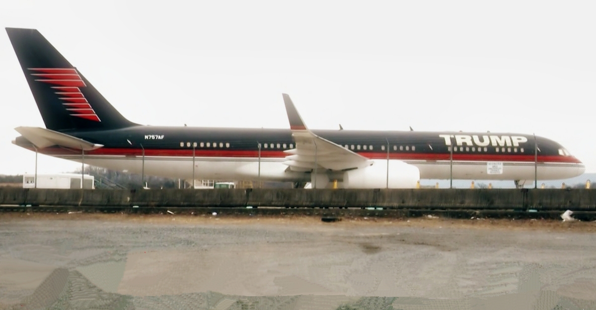 CNN Does Weird Exposé on Trump's Busted Private 757 Jet
