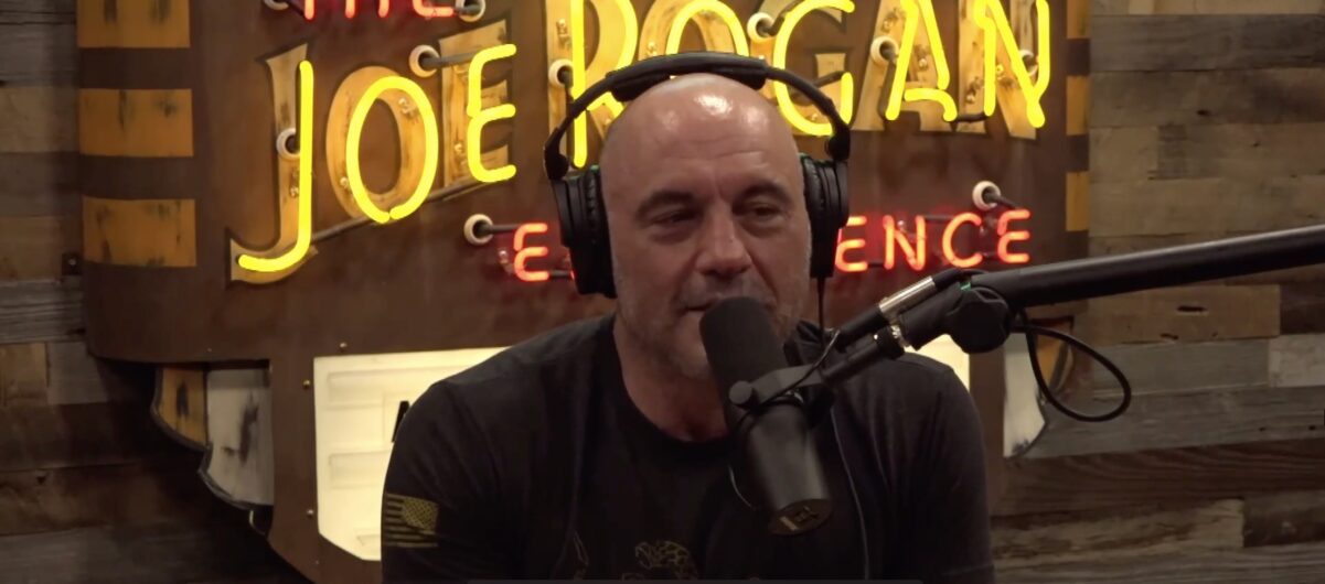 Joe Rogan Trashes SNL: It's 'A Den of Thieves'