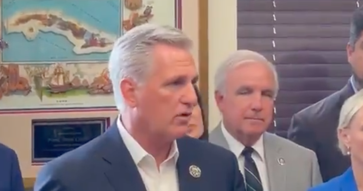 VIDEO: Reporter Grant Stern Removed From Kevin McCarthy Presser