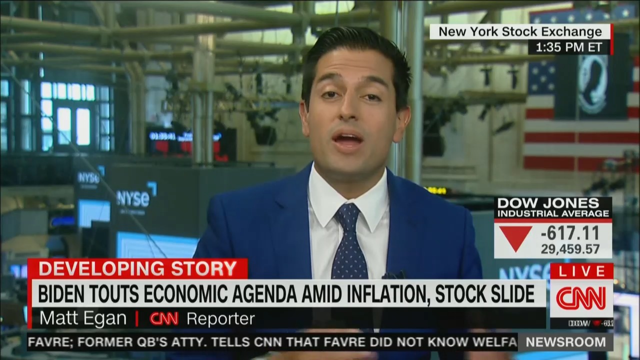 Dow Nears Closing in Bear Market As Investors Fear Recession