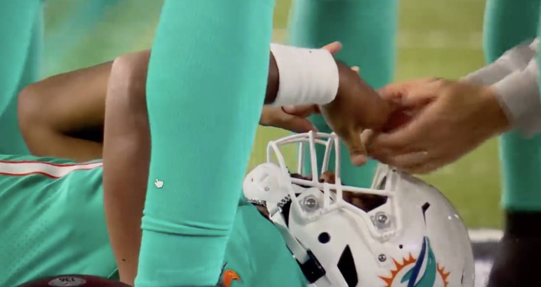 Dolphins' Tua Tagovailoa Suffers Second Apparent Concussion in 5 Days