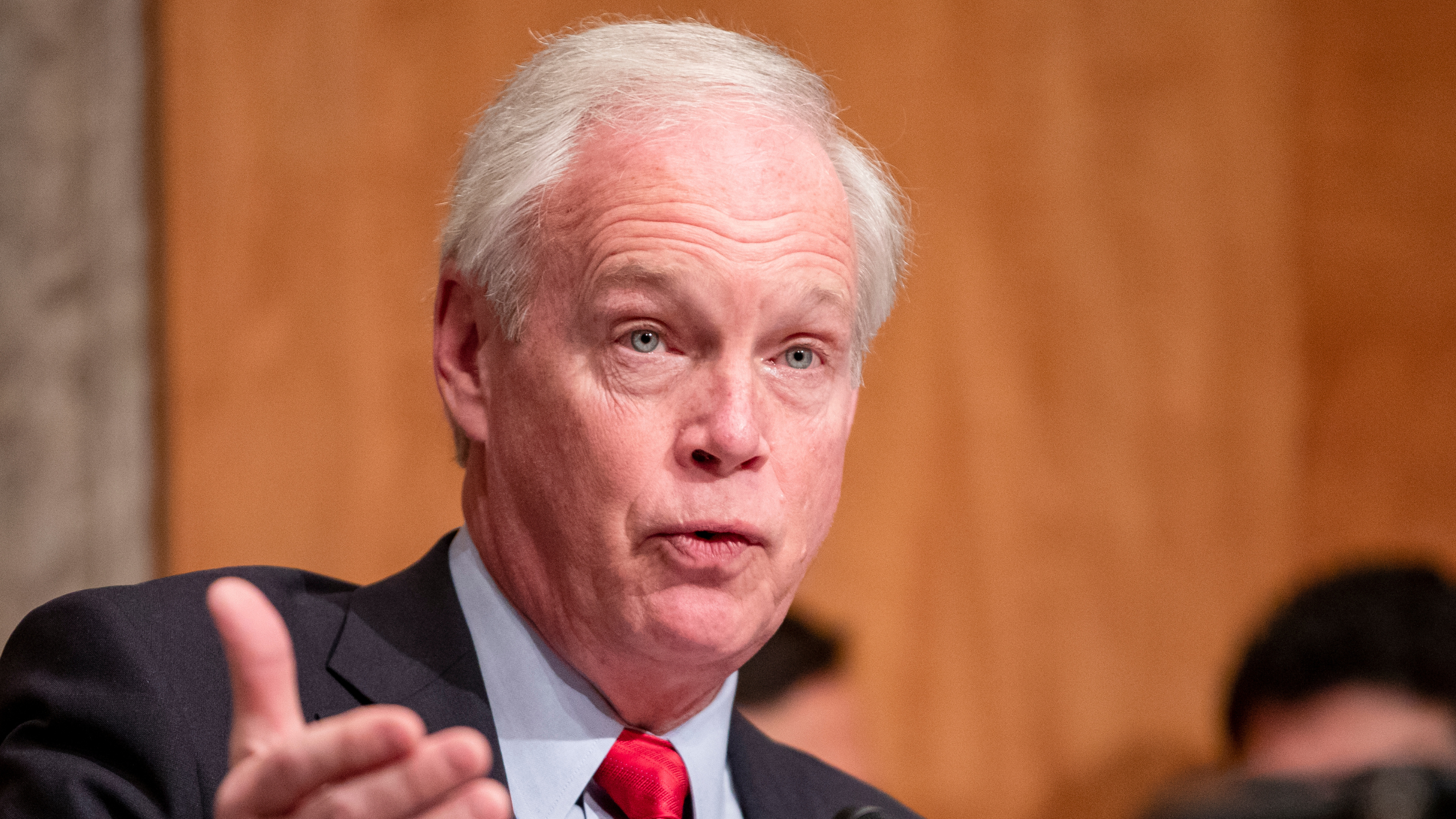 Sen. Ron Johnson Wants to 'Coax' Seniors Out of Retirement