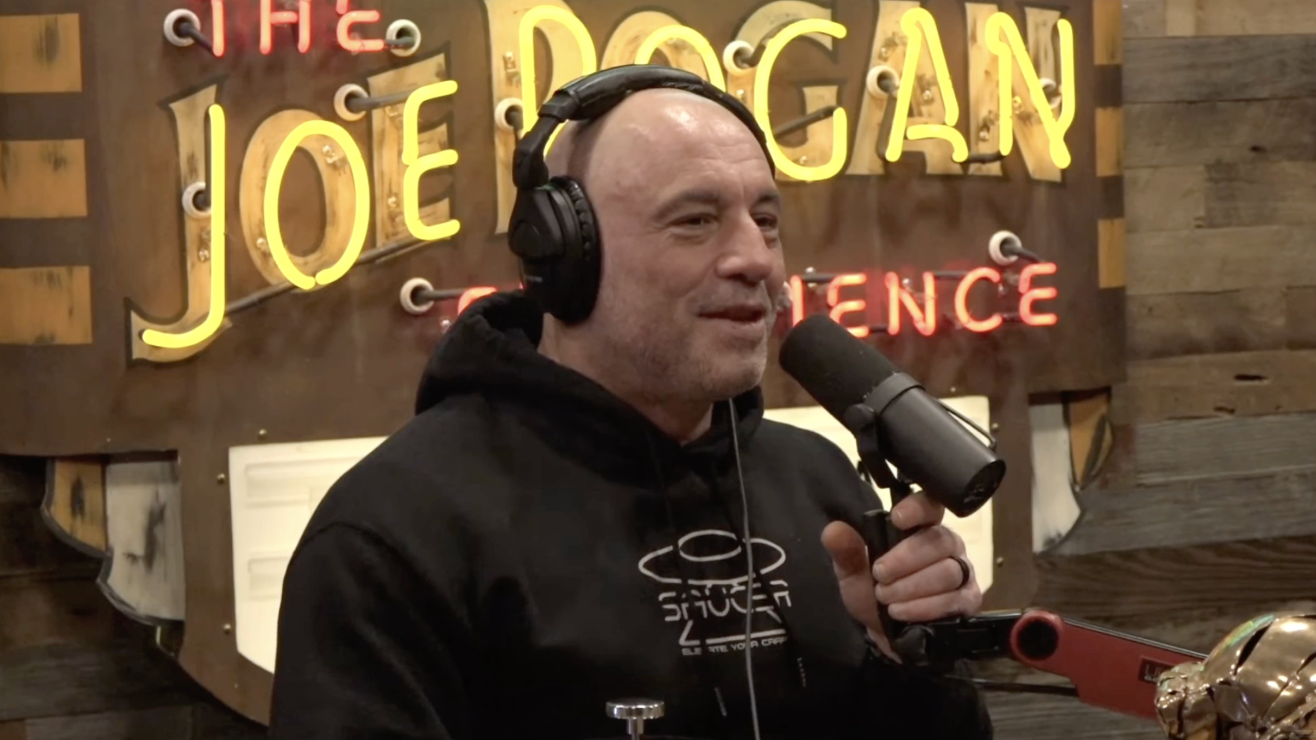 Joe Rogan Stunned Gutfeld is Beating Late Night