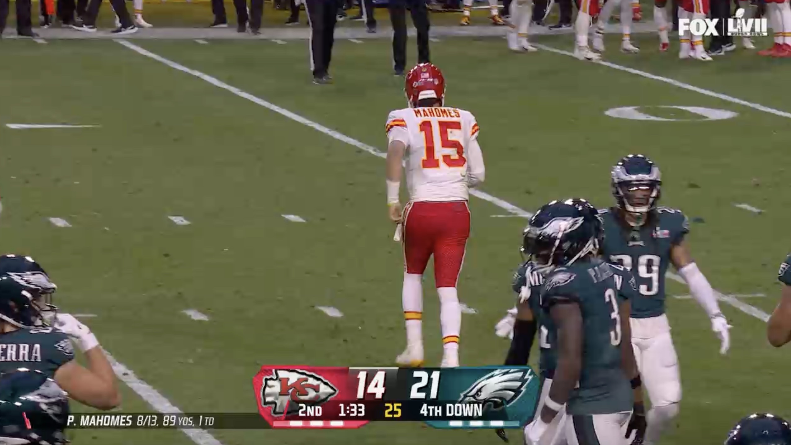Patrick Mahomes Appears To Injure Same Ankle He Sprained Earlier In The ...