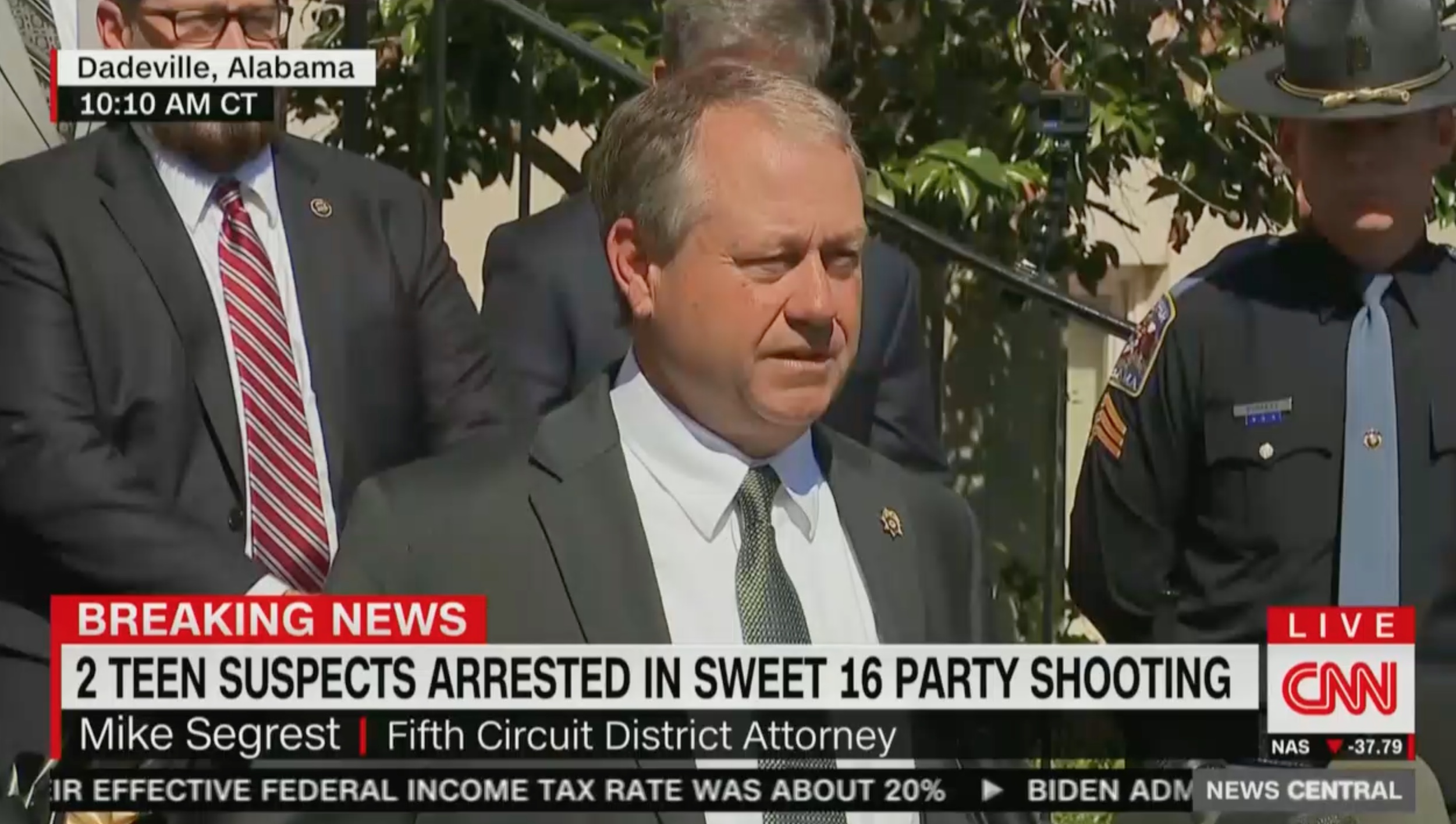 Mike Segrest Tearfully Speaks on Alabama Sweet 16 Shooting