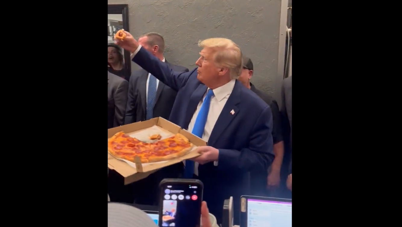 Trump Asks Pizza Parlor-Goers, 'Does Anybody Want a Piece That I've Eaten?'