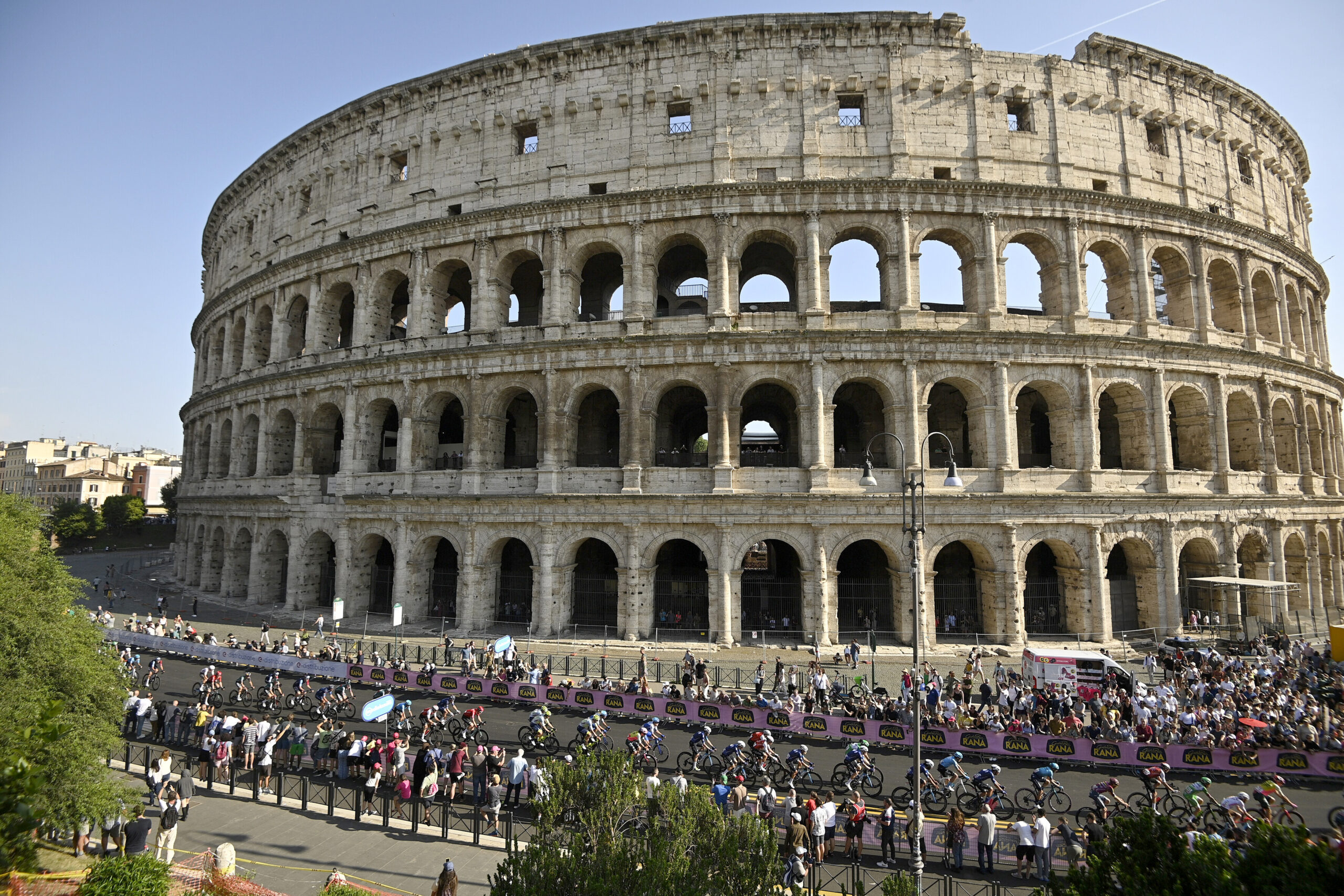 Elon Musk Fight With Mark Zuckerberg May Take Place in Roman Colosseum