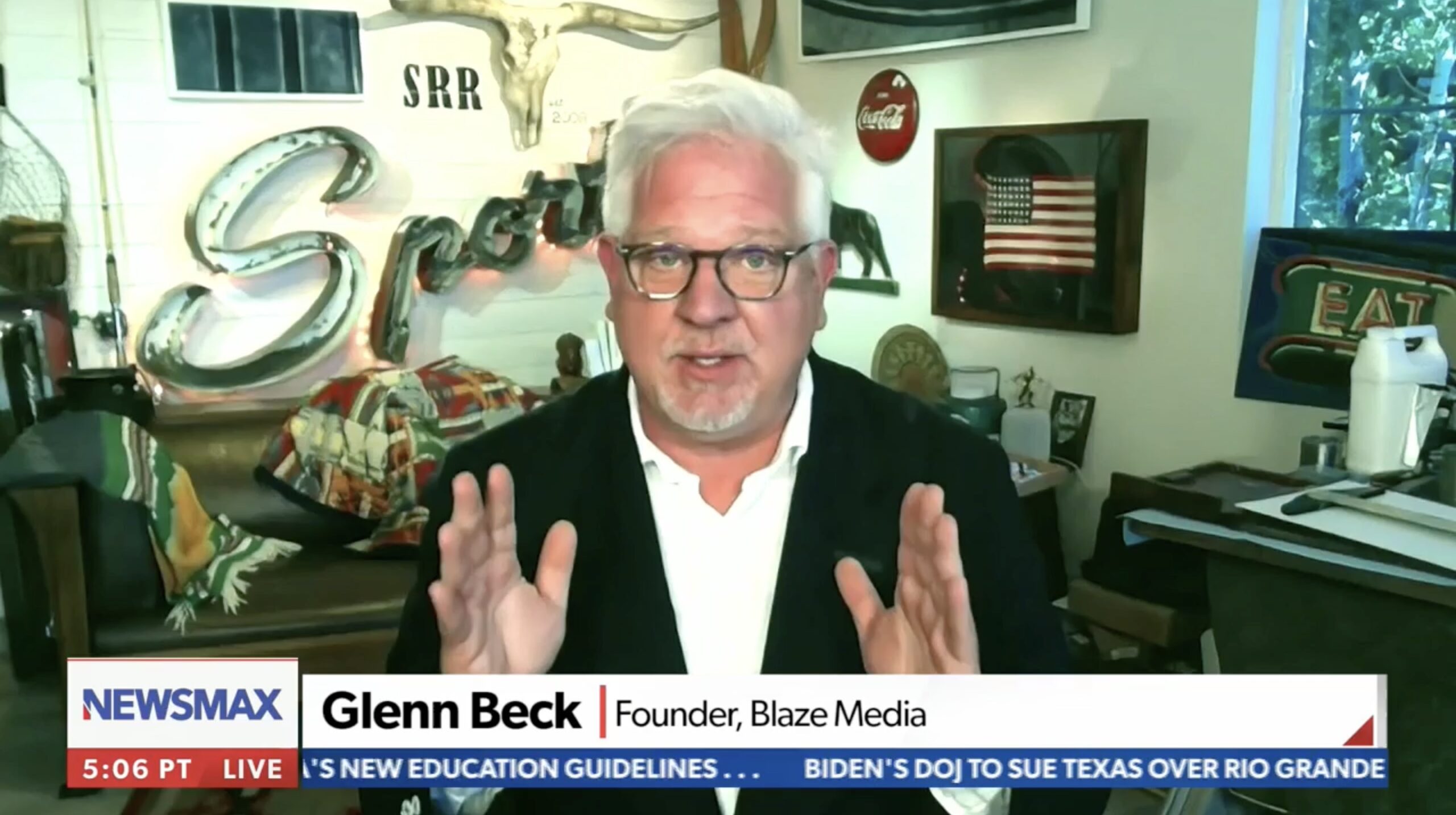 Glenn Beck Says Fox News Execs No Longer 'Friends of Our Constitution ...