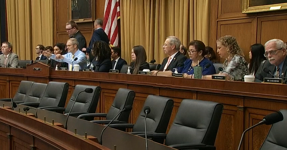 Wasserman Schultz Leads Dem Effort to Take RFK Jr.'s 'Degradation' to ...