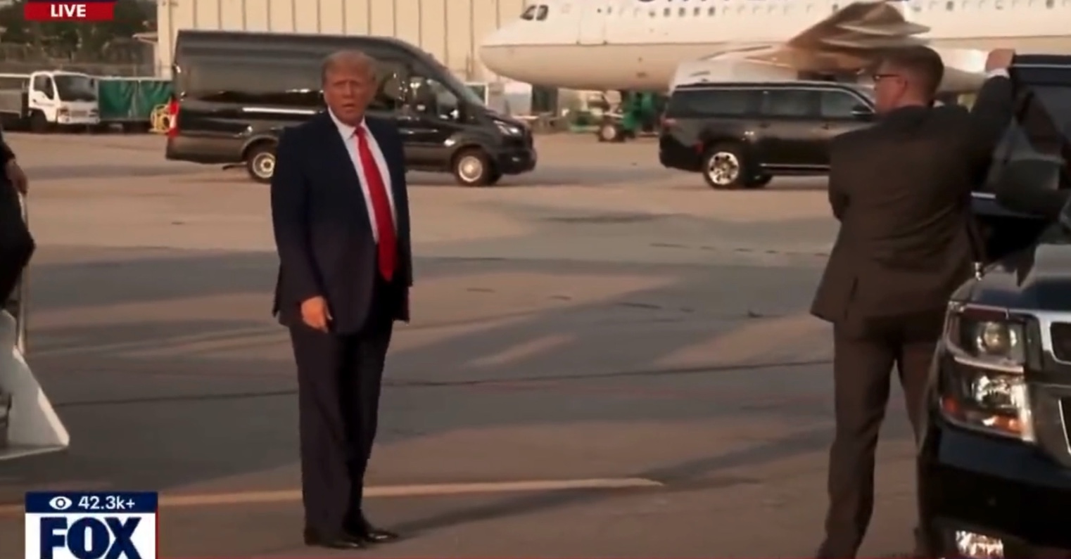 Trump Lands In Atlanta En Route To Surrender At Atlanta Jail