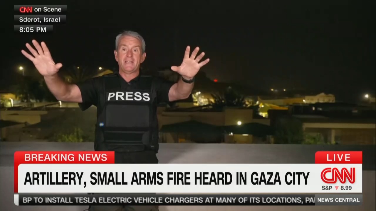 Large Explosions Seen on Gaza-Israel Border, IDF Said to Be Moving in ...