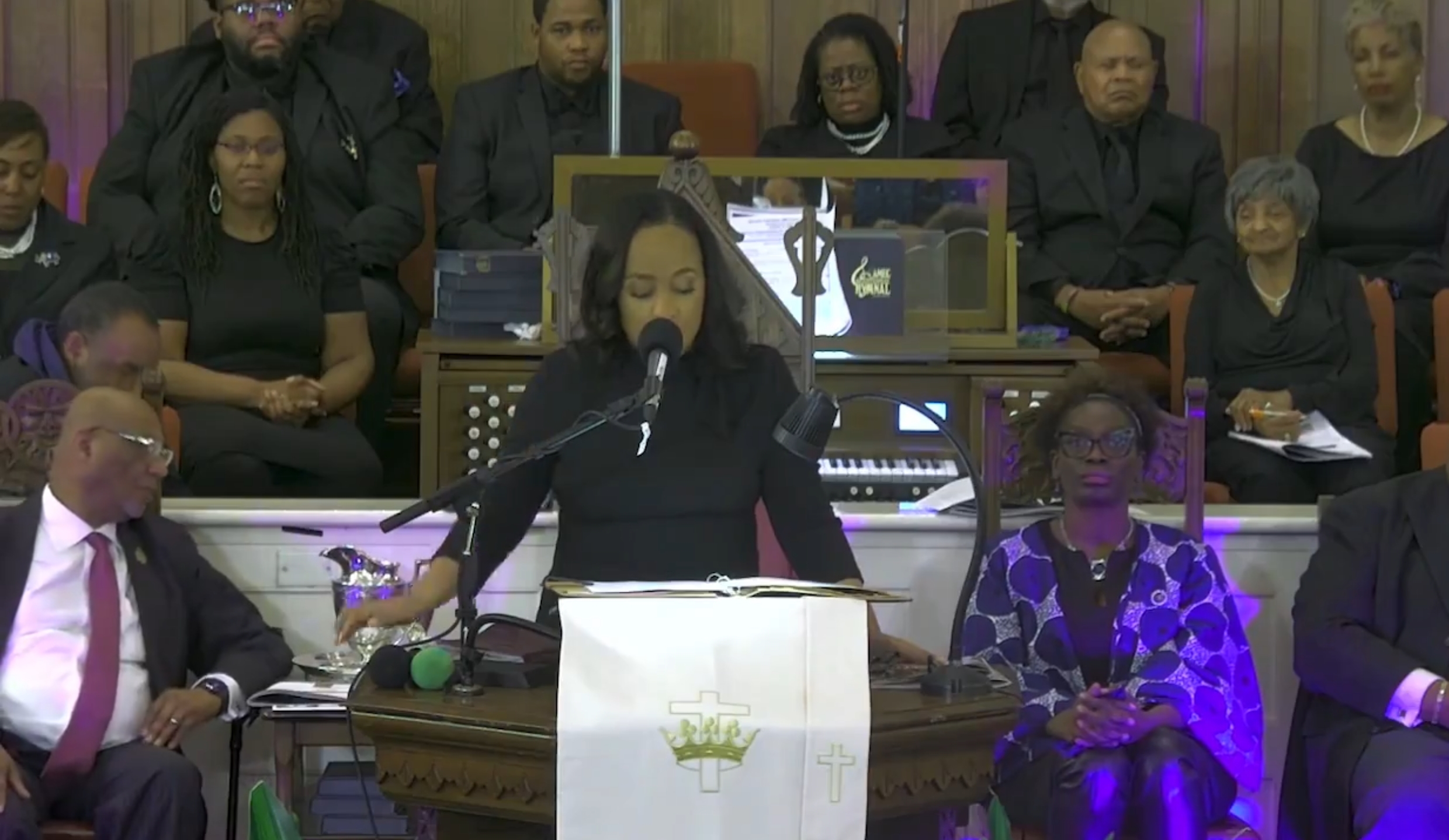 Fani Willis Attacks Marjorie Taylor Greene In Church