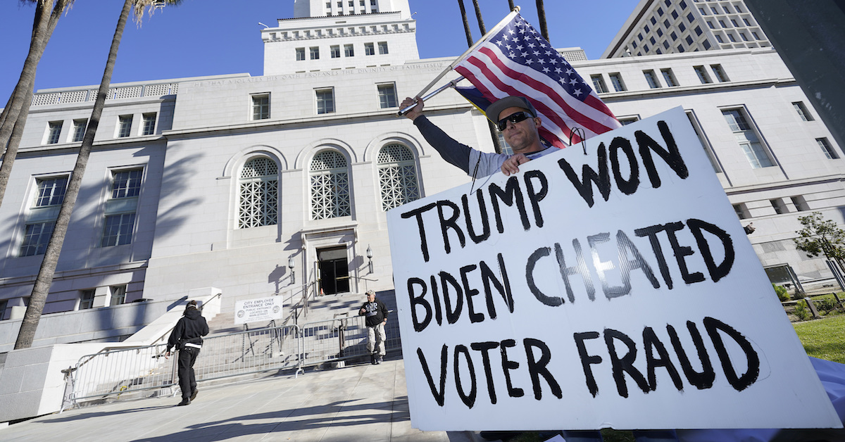Majority Concerned About Media Disinformation, Poll Finds