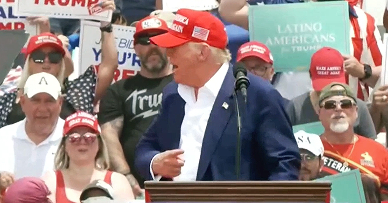 VIDEO: Trump Rants About Tech Problems at Las Vegas Rally