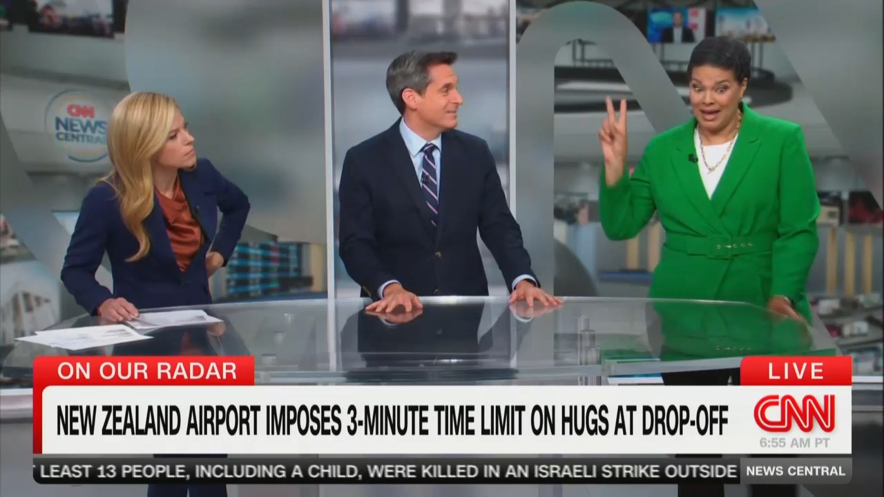 CNN's Sara Sidner Walks Off Set After Airport Hug Talk