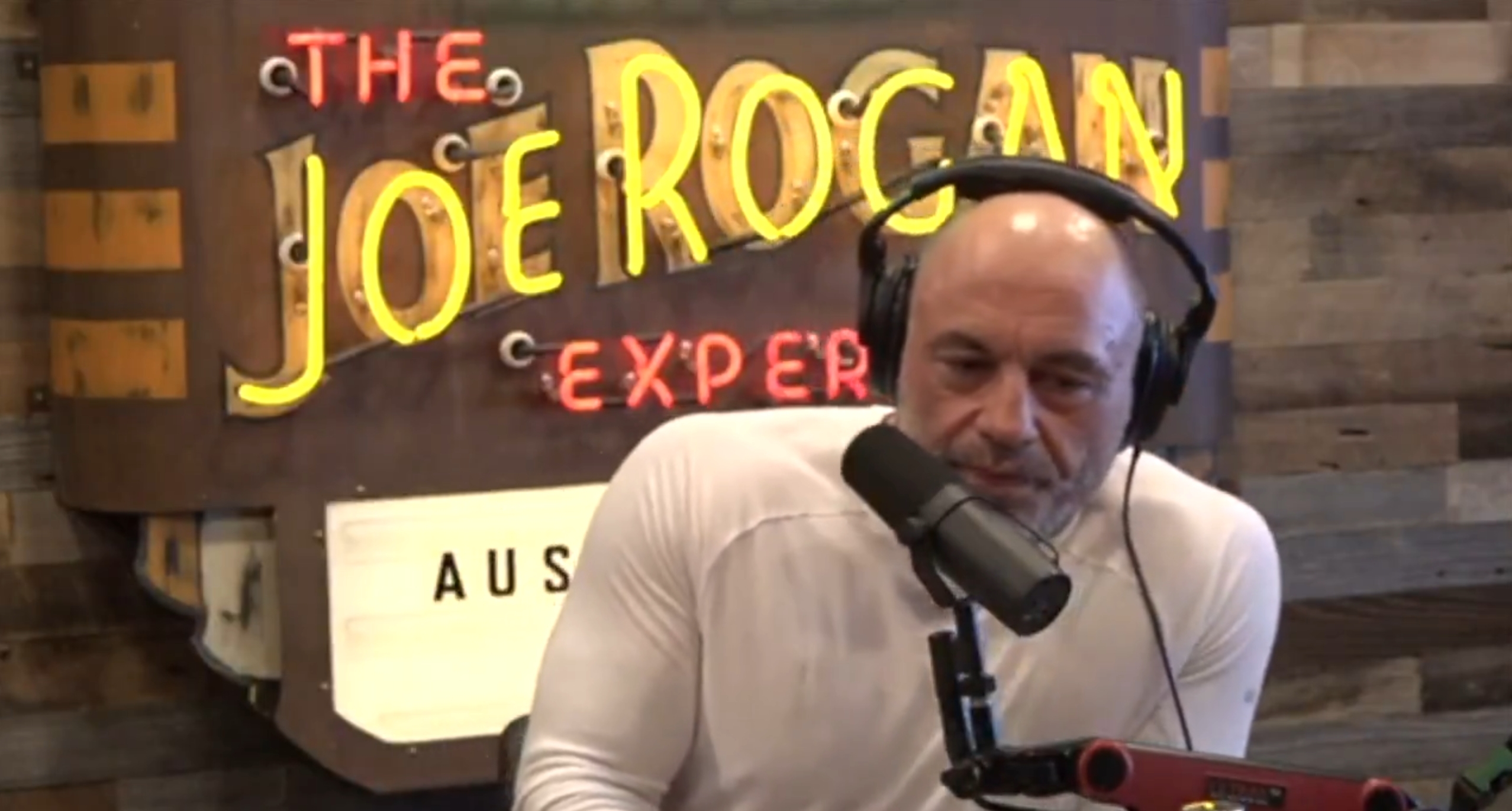 Joe Rogan Fact Checked Over Harris Paying Celebrities