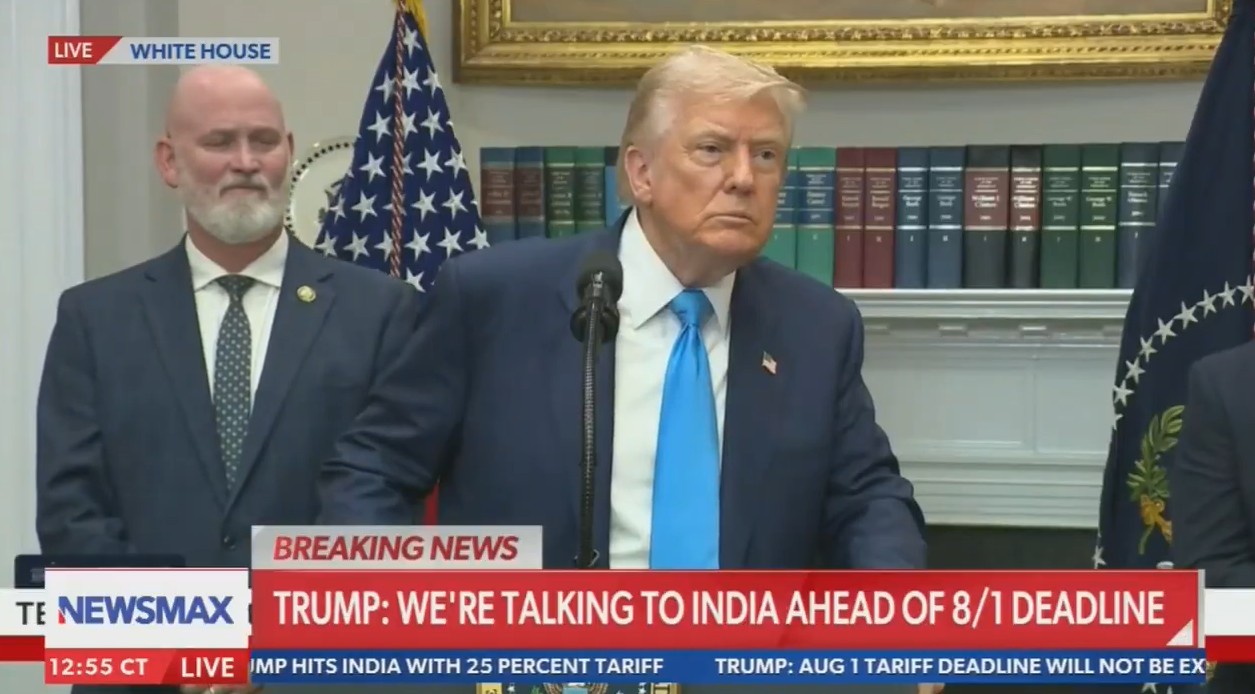 Trump Whiffs on Softball Russiagate 'Burn Bag' Question