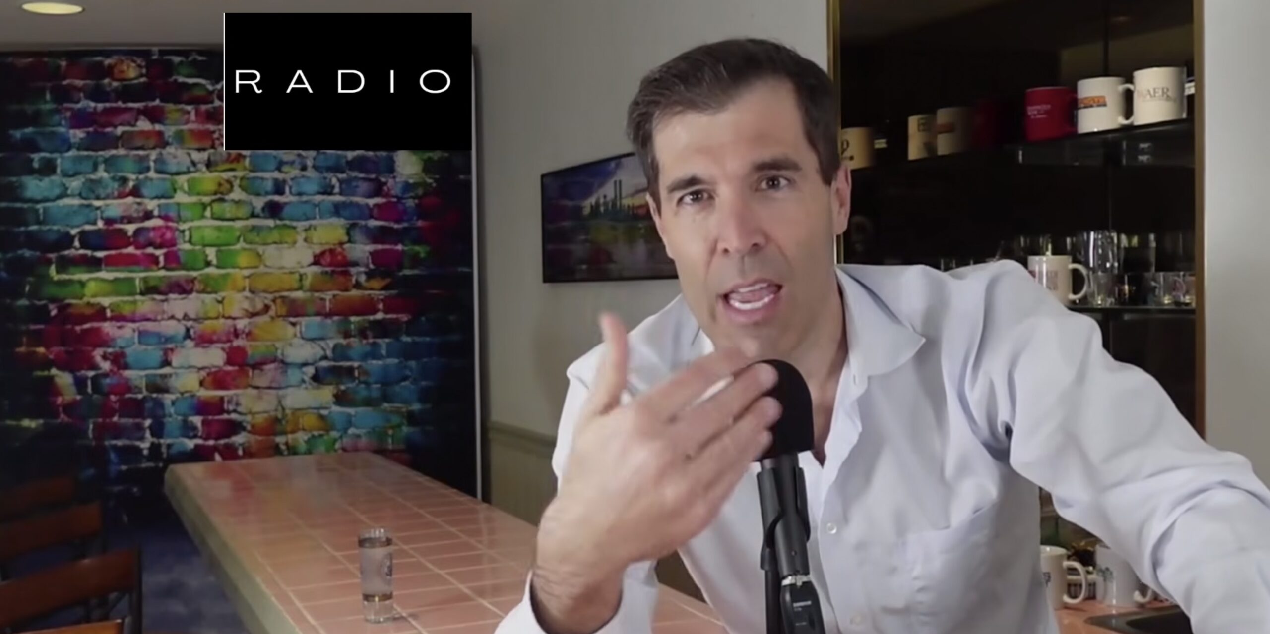 Conservatives Rip Ex-CBS Reporter's Move to Left-Wing Outfit