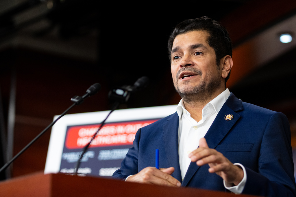 House Ethics Committee Probes Democrat Jimmy Gomez: CNN